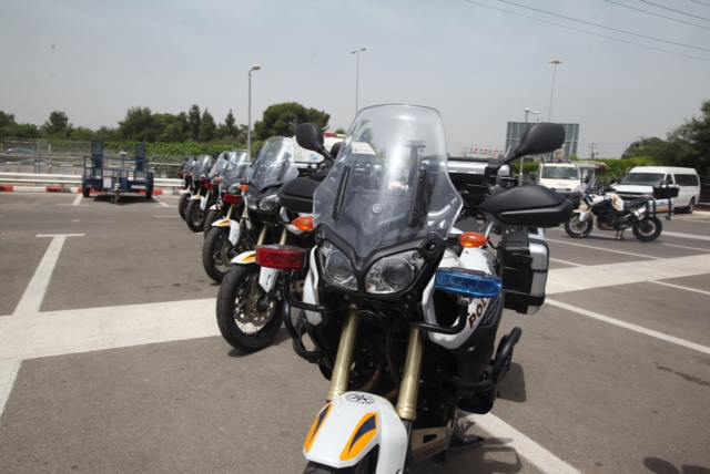 משטרת התנועה החלה בקליטת ראשוני האופנועים החדשים מסוג ימאהה סופר טנרה ...